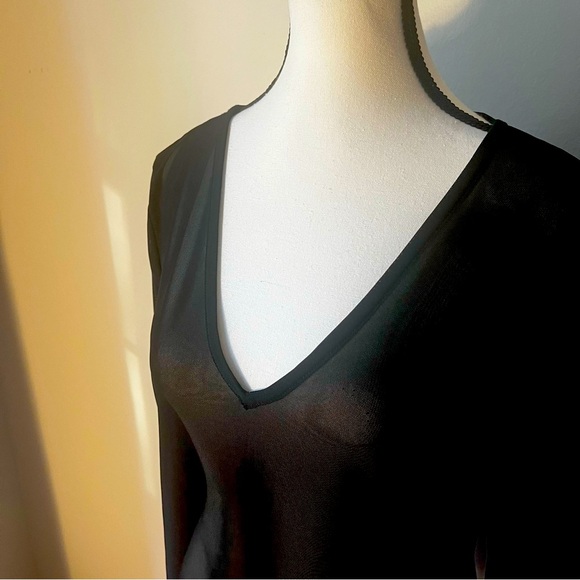 AFRM | Tops | Afrm Top Xl Black Sheer V Neck Long Sleeve With Thumb ...